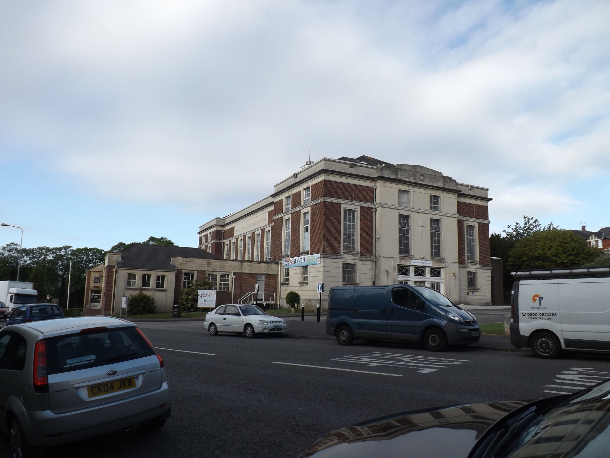 Barry Memorial Hall - War Memorials Online